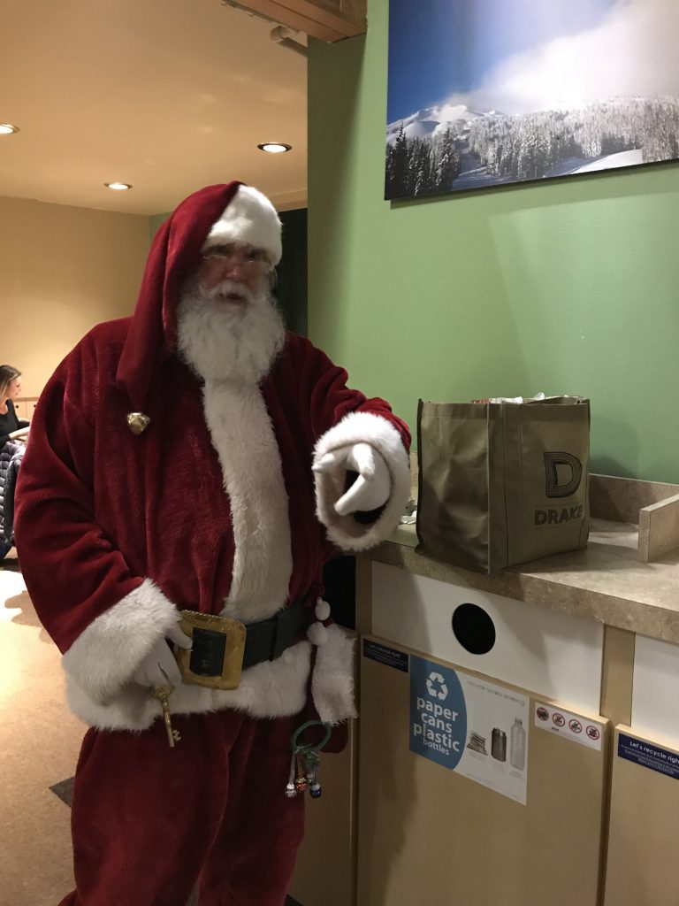santa-recycles | The Environmental Center
